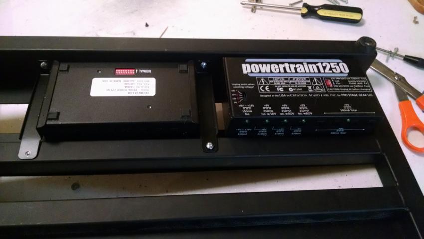 Installing 2nd Power Supply (Powertrain) into Pedaltrain PT-2