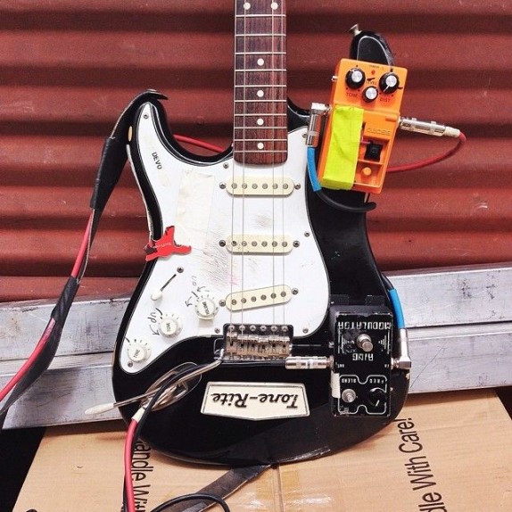 Guest Post: How To Create Effects Using Only Your Guitar